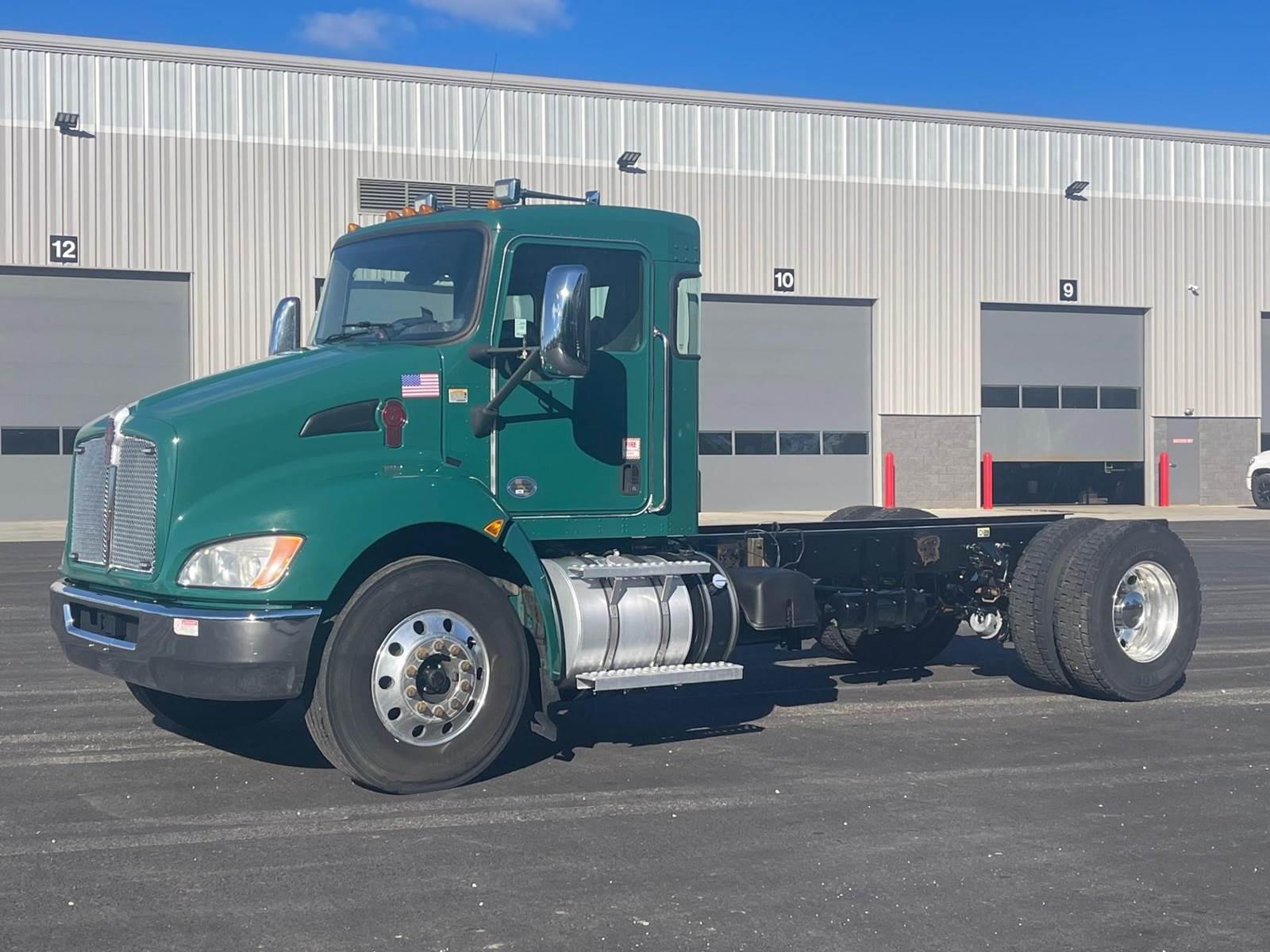 2018 Kenworth T270 Single Axle Cab & Chassis Truck - Paccar, 260HP ...