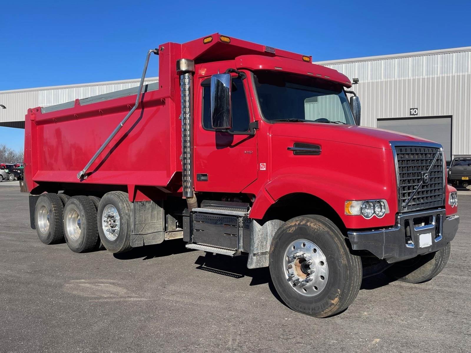 2019 Volvo VHD64F200 Tri Axle Dump Truck - D13 455HP, 13 Speed Manual ...