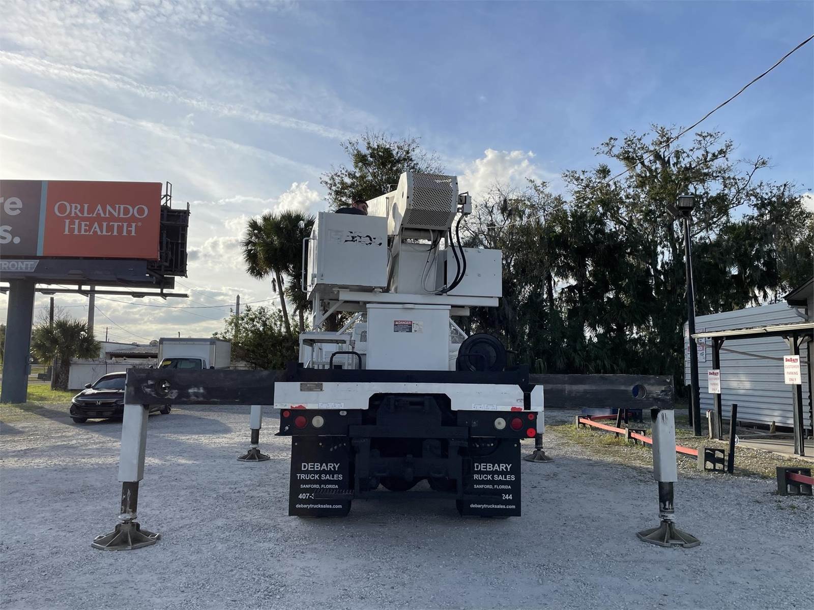 Freightliner FL80 Crane Truck - 2001 NATIONAL 800C Crane, 80ft Reach For Sale, 27,000 Miles ...