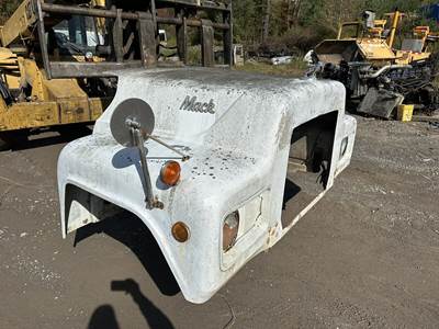 1993 Mack R Model Truck Hood For Sale - Springville, PA - Summit Core ...