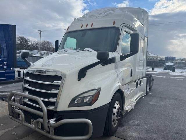2020 Freightliner Cascadia 116 Sleeper Semi Truck - 60" Mid Roof ...