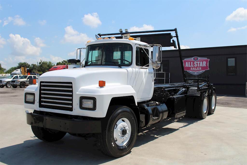 2001 Mack RD688S Roll Off Truck - E7, 8LL For Sale, 266,477 Miles ...