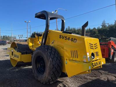 2022 Sakai SV544D Smooth Drum Roller Compactor For Sale, 5 Hours ...