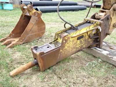 STANLEY HYDRAULIC HAMMERS Excavator Attachment For Sale - Lebanon, ME ...