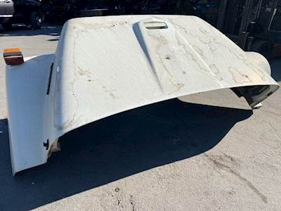 1995 Ford L8000 Hood For Sale | Miami, FL | 3463-0202213 ...