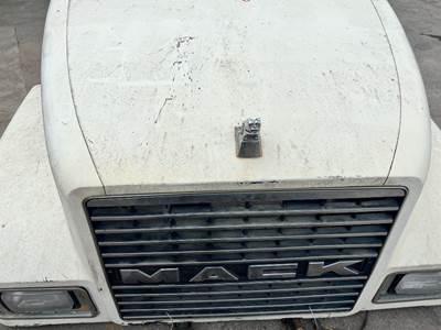 2007 Mack Pinnacle CHU613 Hood For Sale | Miami, FL | 6146-0724239 ...