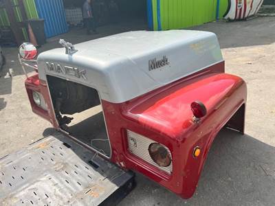 1988 Mack R600 Hood For Sale | Miami, FL | 5710-0307236 ...