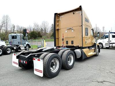 2025 Kenworth T680 Sleeper Semi Truck - 76" Raised Roof Sleeper, Paccar ...