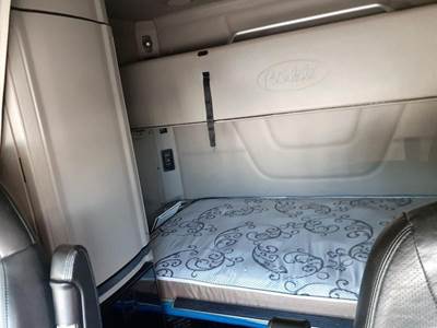 2020 Peterbilt 579 Sleeper Semi Truck - 80" Raised Roof Sleeper, Paccar ...