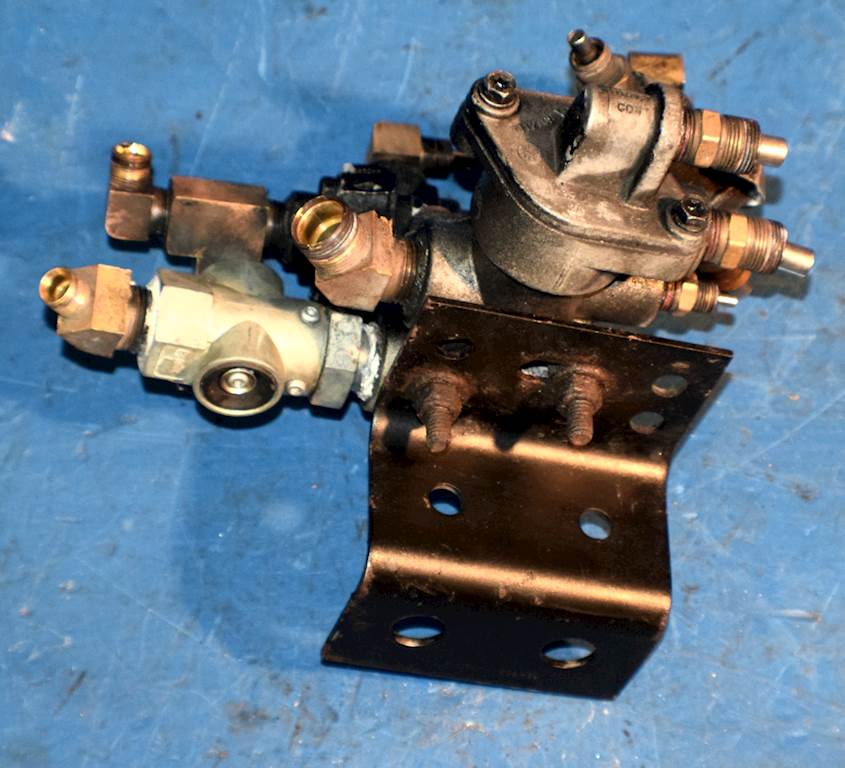 FREIGHTLINER CENTURY CLASS 120 TRACTOR PROTECTOR VALVE 12-15246-000 ...