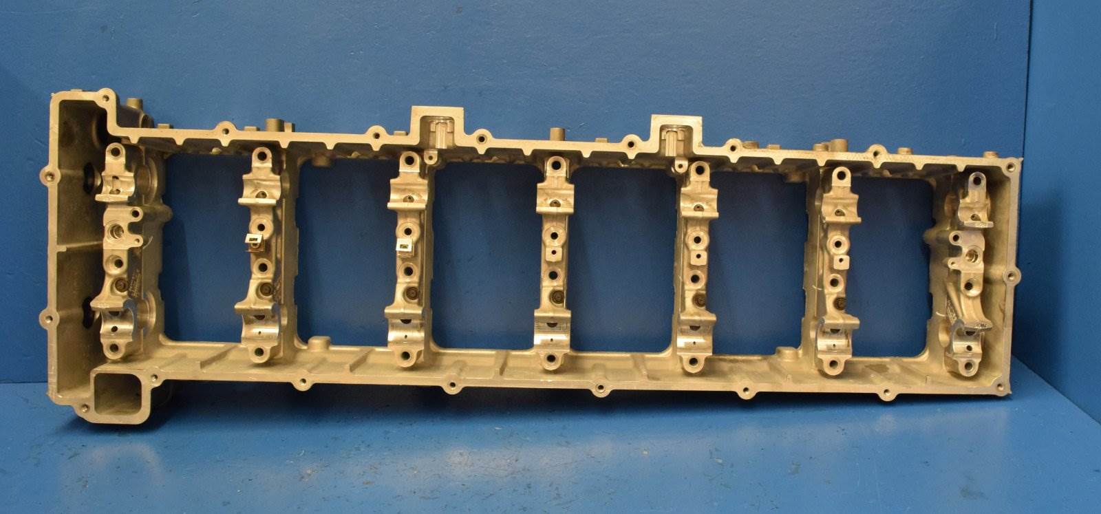 DETROIT DIESEL DD15 ENGINE CAMSHAFT ROCKER HOUSING A4720510302 - 50152 ...