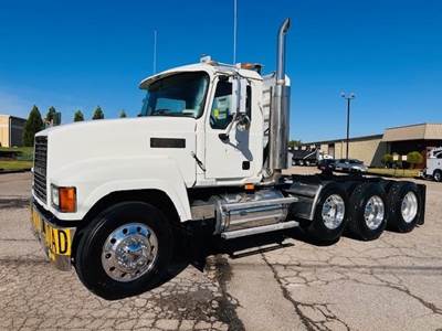 2007 Mack CHN613 Tri Axle Day Cab Truck - AC460 480HP, 18 Speed Manual ...