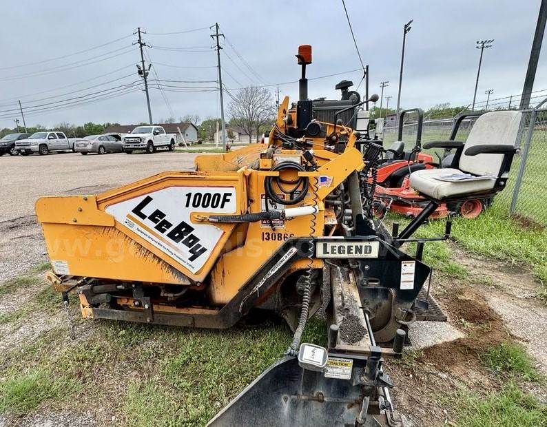 2013 LeeBoy 1000F Asphalt Paver For Sale, 320 Hours | Bastrop, TX ...