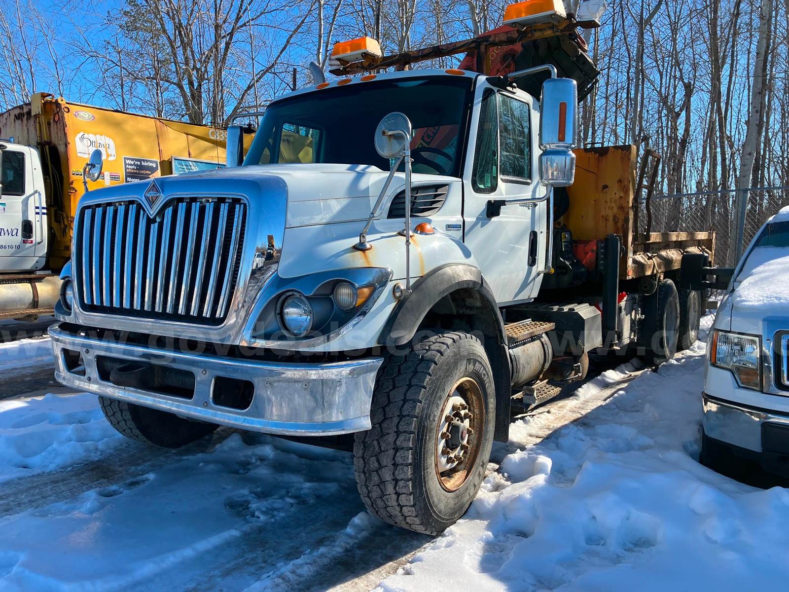 2008 International 7500 w/Palfinger PK29002 Crane For Sale, 175,391 ...
