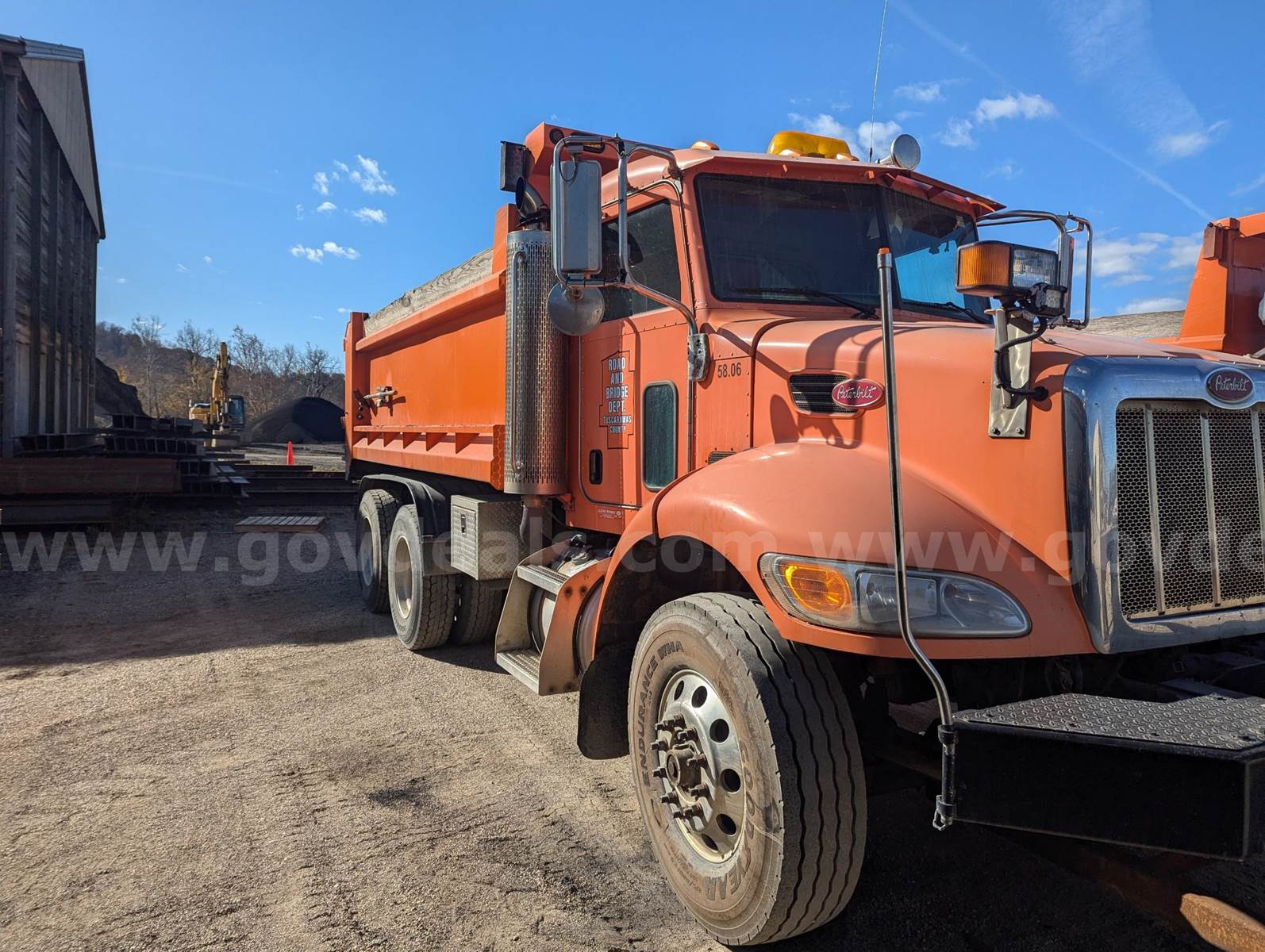 2006 Peterbilt 335 Dump Truck For Sale, 202,882 Miles | New ...