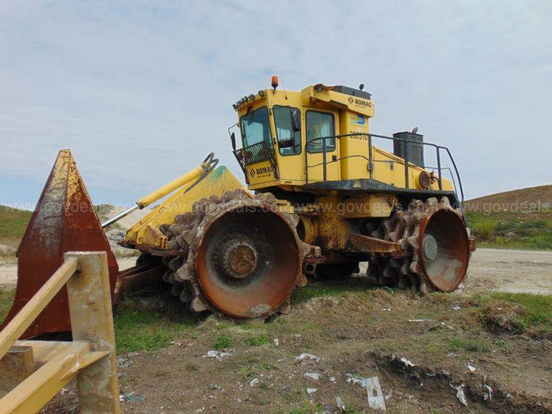 2014 BOMAG BC1172RB-3 Landfill Compactor For Sale, 6,959 Hours | Opa ...