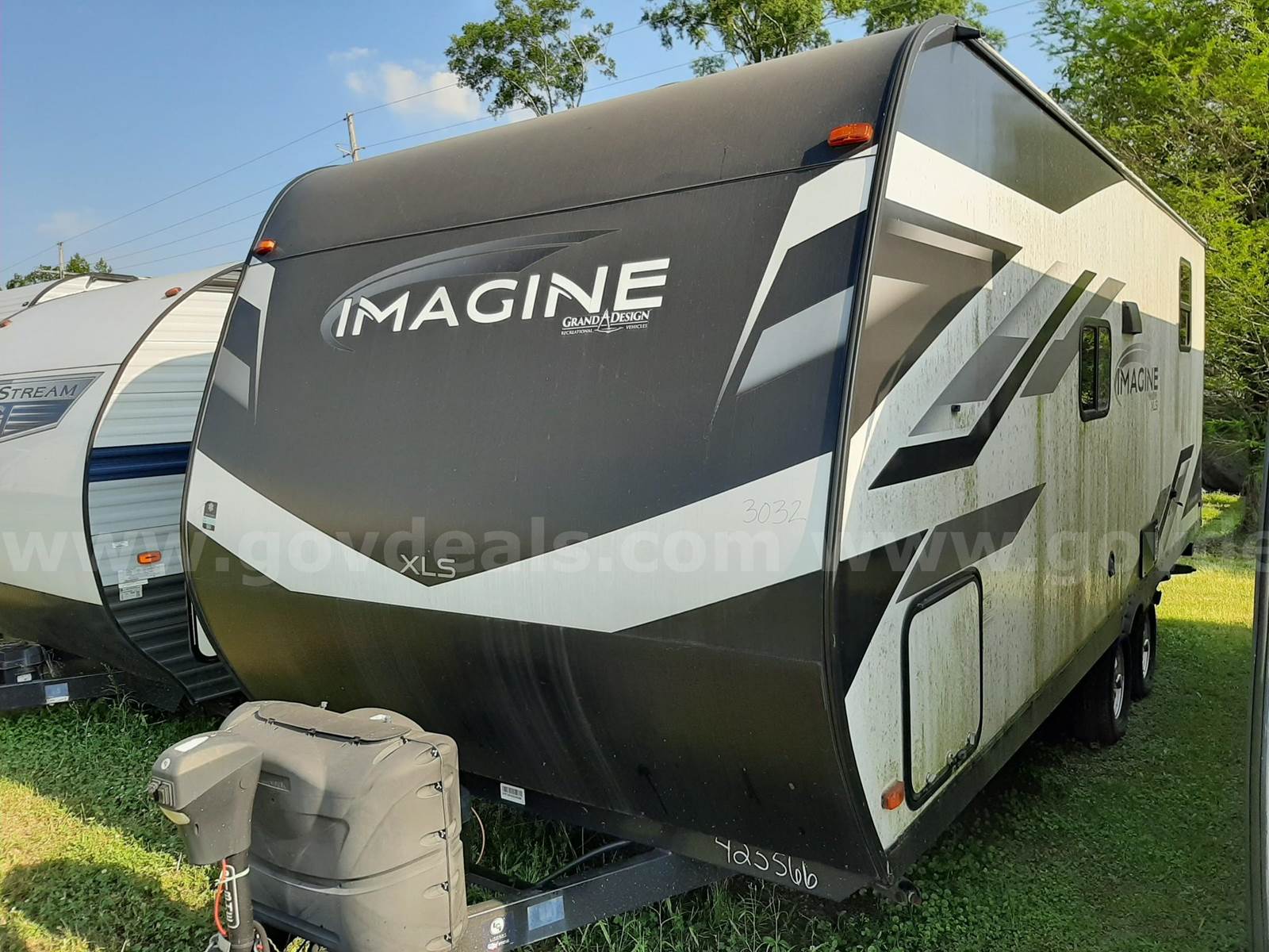 Lot of 113: Travel Trailers: Various Makes/Models/Years For Sale ...