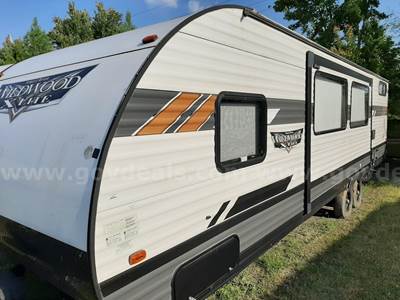 Lot of 113: Travel Trailers: Various Makes/Models/Years For Sale ...