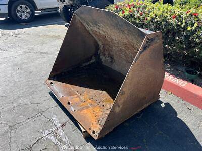 Gradall 43" Telescopic Reach Forklift Bucket Telehandler Attachment For ...