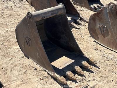 2020 Paladin 24" Q/C Pin-On Digging Bucket Heavy Equipment Attachment ...