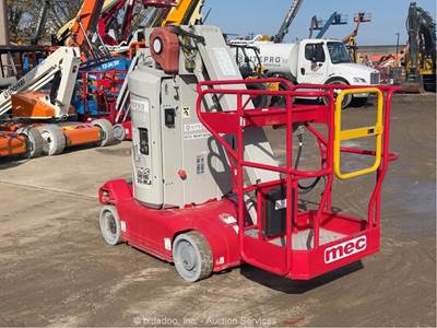 2023 MEC MME30-RJ 30' Electric Vertical Mast Lift Personnel Man Aerial ...