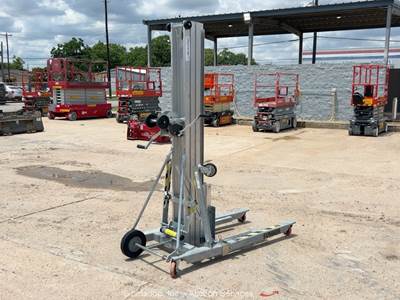 2022 Sumner 2118 18' Portable Material Lift Hoist 650 lbs Capacity ...