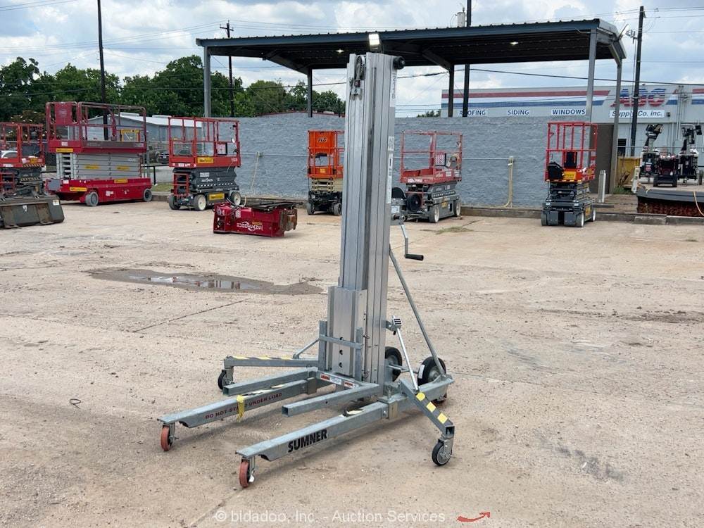 2022 Sumner 2118 18' Portable Material Lift Hoist 650 lbs Capacity ...