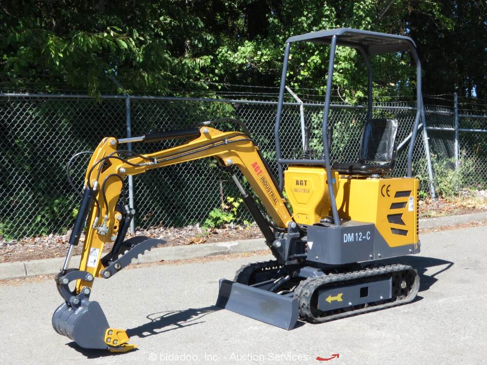 2024 AGT DM12-C Mini Excavator Crawler Blade Hyd Thumb Swing Boom ...