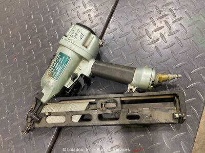 Hitachi NT65MA2 15-Gauge Angled Finish Nailer Pneumatic Air Power Tool ...