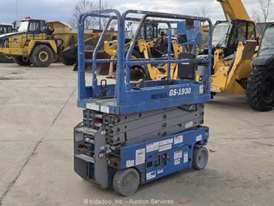 2019 Genie GS-1930 19' Electric Scissor Lift Man Aerial Platform ...