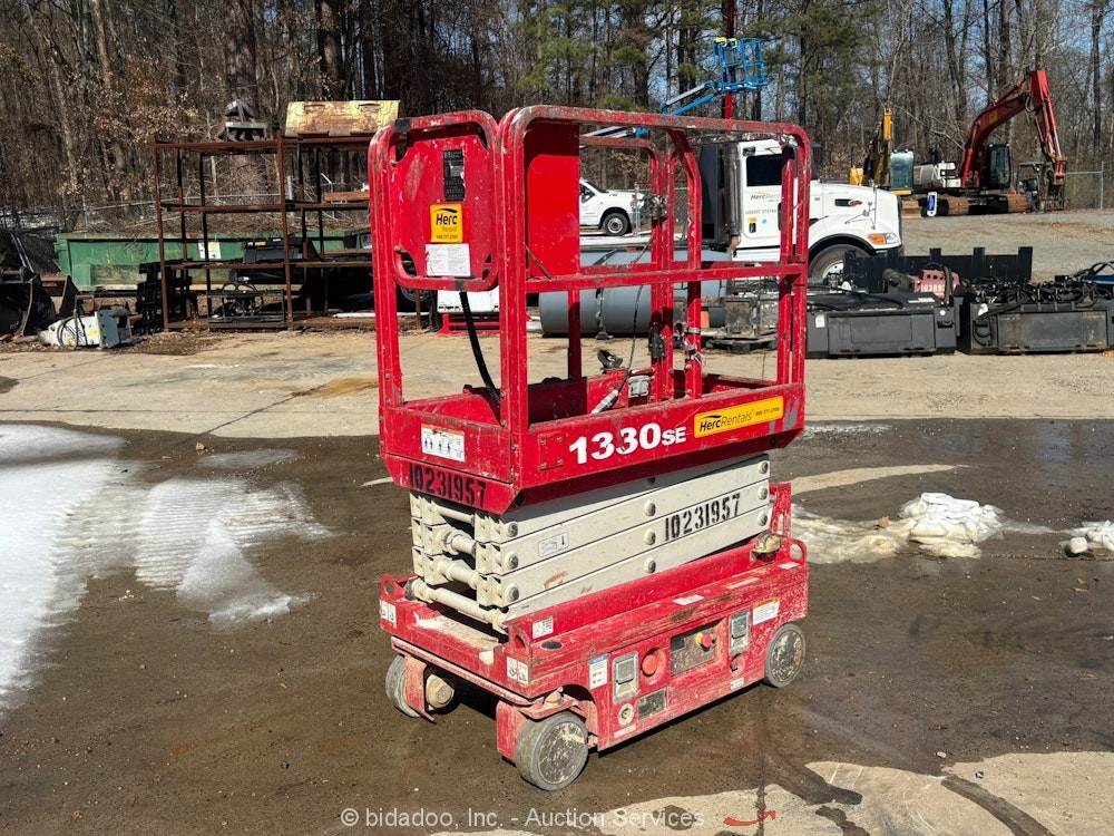 2018 MEC 1330SE 13’ Electric Scissor Lift Man Aerial Platform Manlift ...