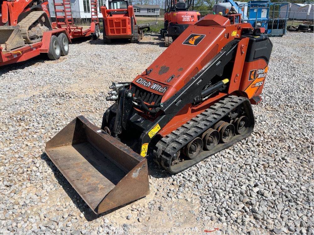 2018 Ditch Witch SK800 Stand On Mini Skid Steer Track Loader Crawler ...