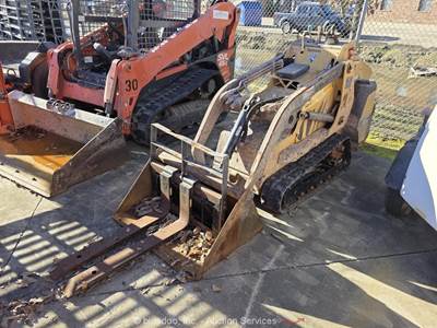 2023 Vermeer S925TX Stand On Skid Steer Track Loader Crawler Forks ...