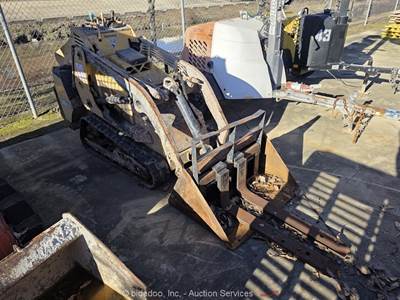 2023 Vermeer S925TX Stand On Skid Steer Track Loader Crawler Forks ...