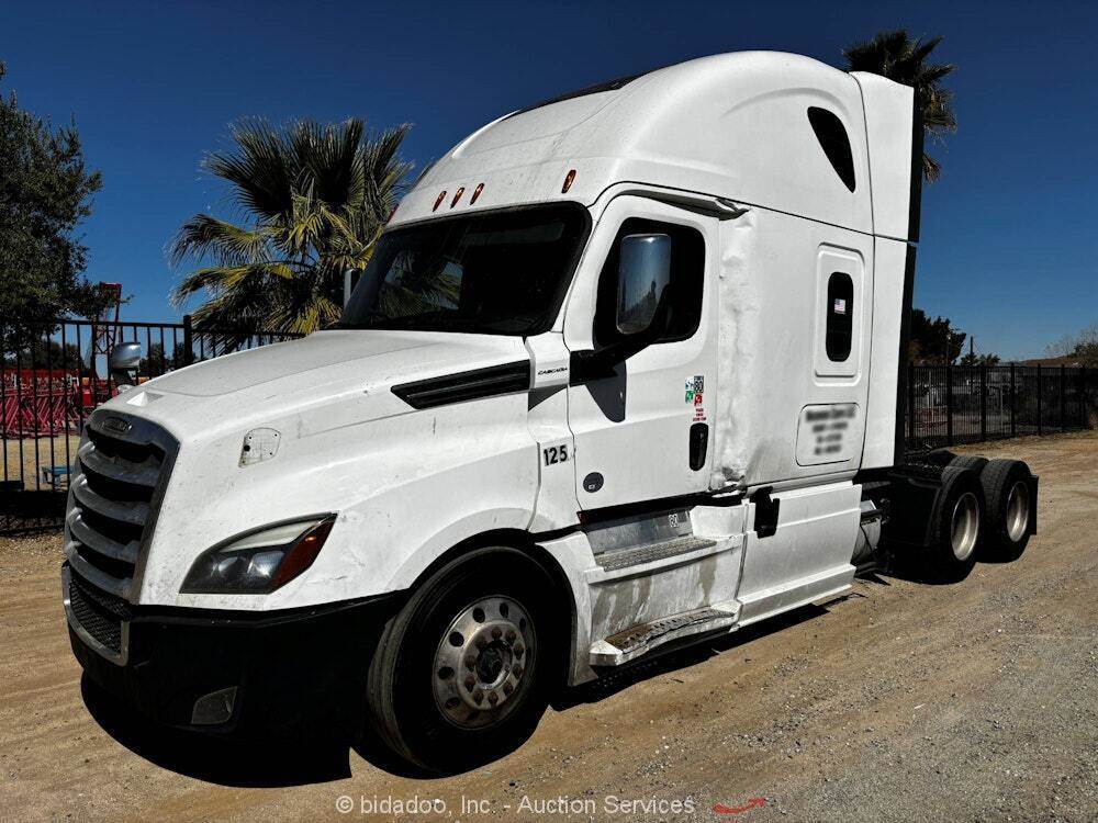 2018 Freightliner Cascadia T/A Day Cab Semi Truck Tractor DD15 ...