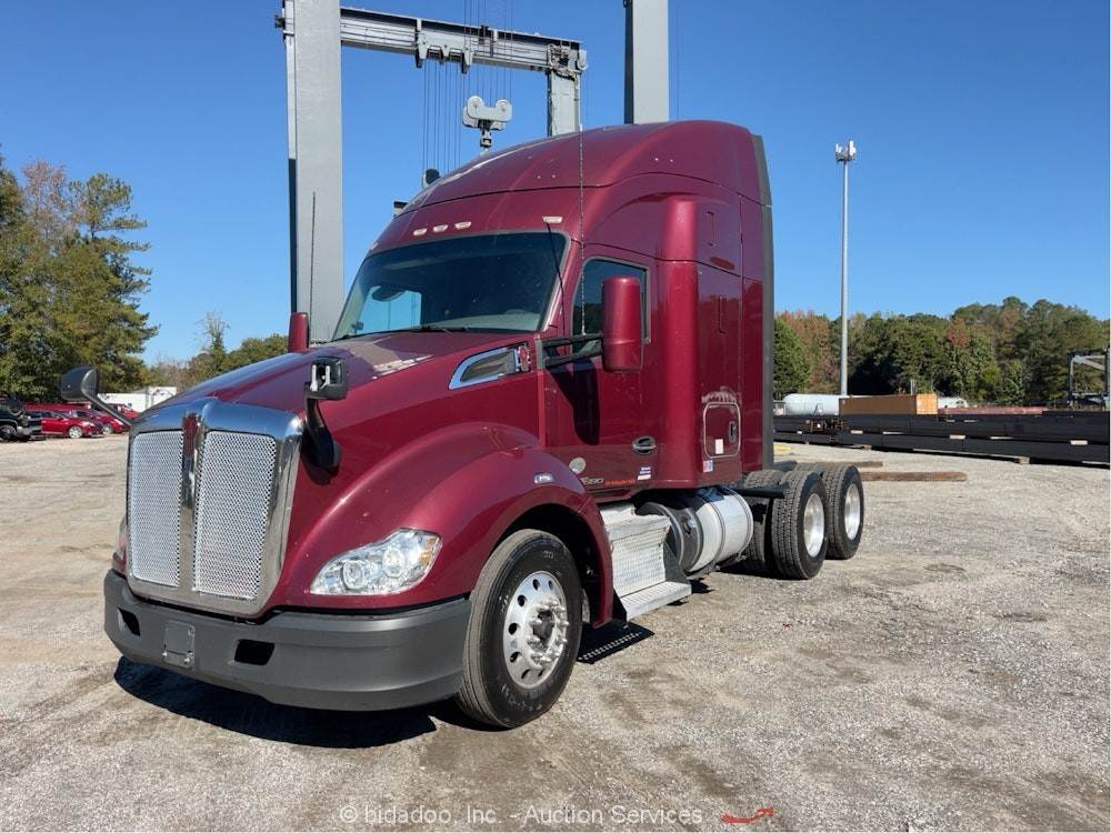 2017 Kenworth T680 T/A High Roof Sleeper Semi Truck Tractor A/T Paccar ...