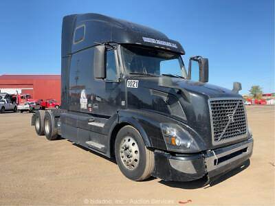 2018 Volvo VNL 60" High Top Double Bunk Sleeper Semi Truck Tractor A/T ...