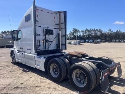 2017 Volvo VNL T/A Sleeper Semi Truck Tractor Diesel D13 A/T APU A/R ...