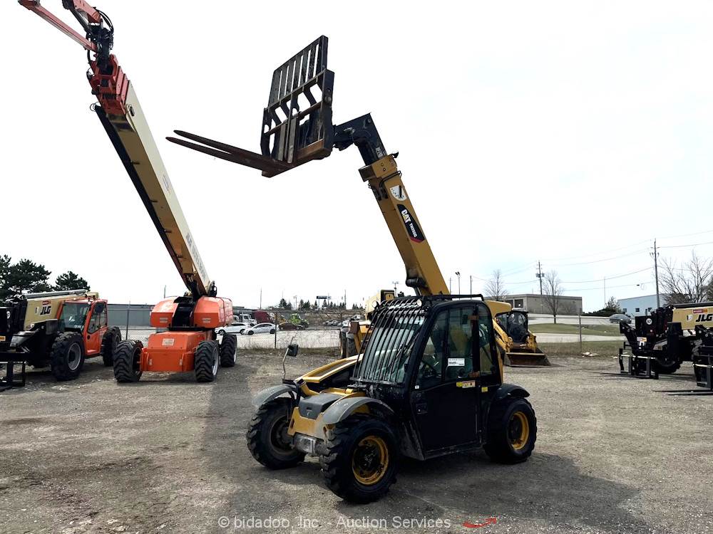 2014 Caterpillar TH255C 5.5k Telescopic Reach Forklift Cab Telehandler ...