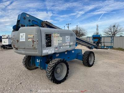2014 Genie S-60X 60' 4WD Diesel Telescopic Boom Lift Man Aerial ...