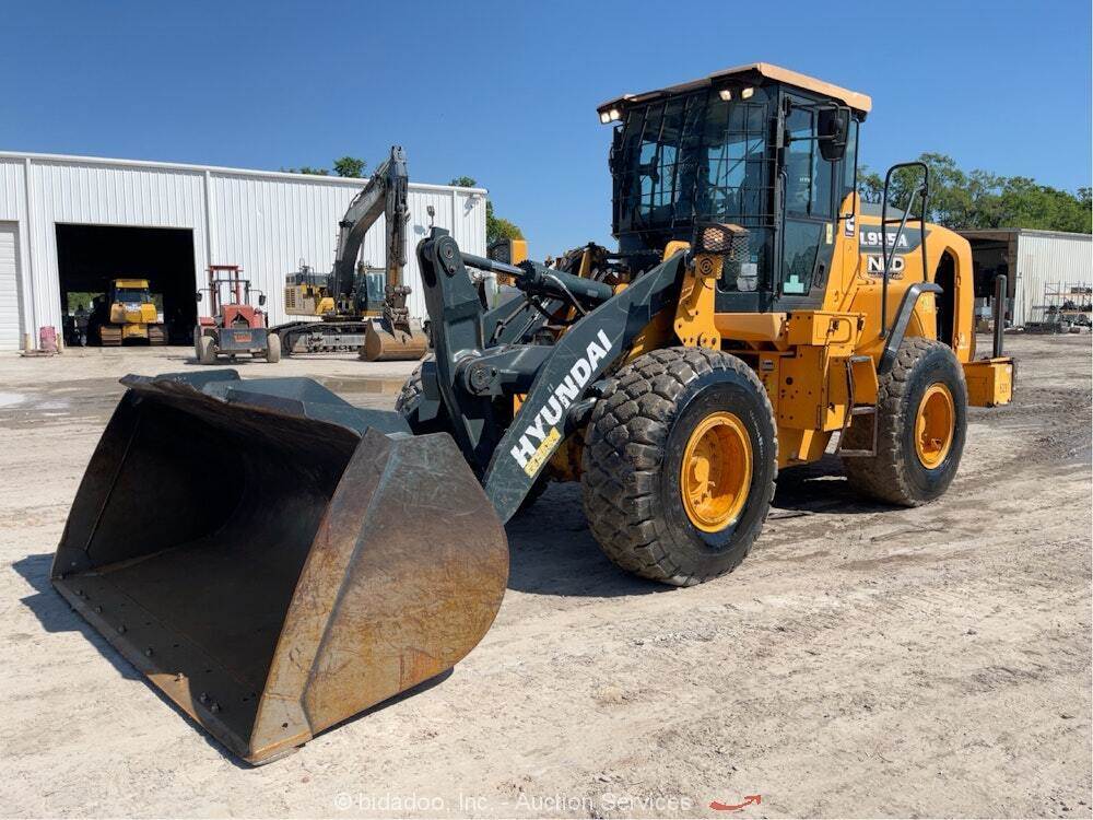 2021 Hyundai HL955A Articulated Wheel Loader Tractor Aux Hyd Bucket Q/C ...