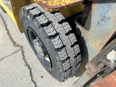 Warehouse Forklift 5,000 LB 3 Stage Sideshift 15' 8" Lift LPG Komatsu ...