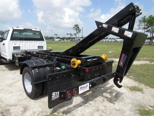 2022 Ford F-550 XL Single Axle Hooklift Truck - 6 Speed Automatic For ...