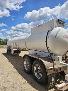 2015 Comptank Tandem Axle Plate / Composite Chemical / Acid Tank ...