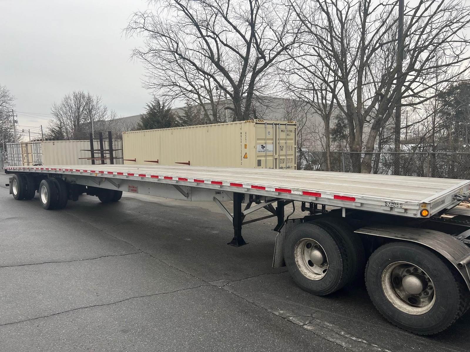 2018 Reitnouer MAXMISER REAR AXLE SLIDE AND FRONT LIFT Flatbed Trailer ...