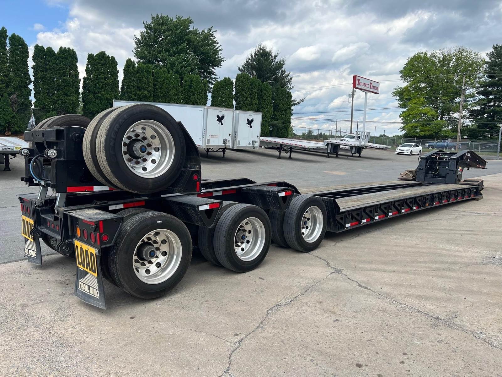 2020 Trail King 53x102 Tri Axle Steel Lowboy Trailer - Air Ride, Fixed ...