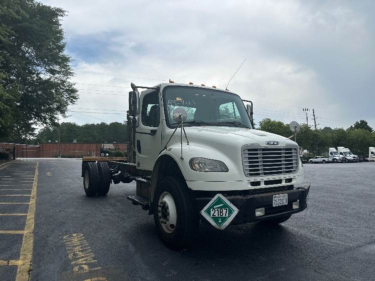 2016 Freightliner M2 Single Axle Cab & Chassis Truck - Cummins, 300HP ...