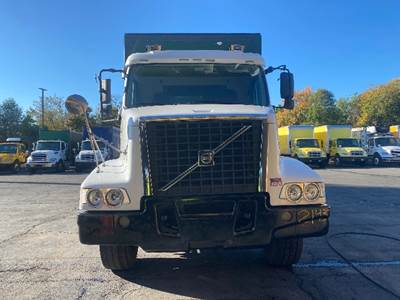 2020 Volvo VHD64B Tandem Axle Curtain Side Truck - 435HP, 12 Speed ...