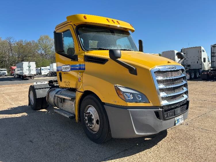 2020 Freightliner Cascadia 126 Single Axle Day Cab Truck - 410HP, 12 ...