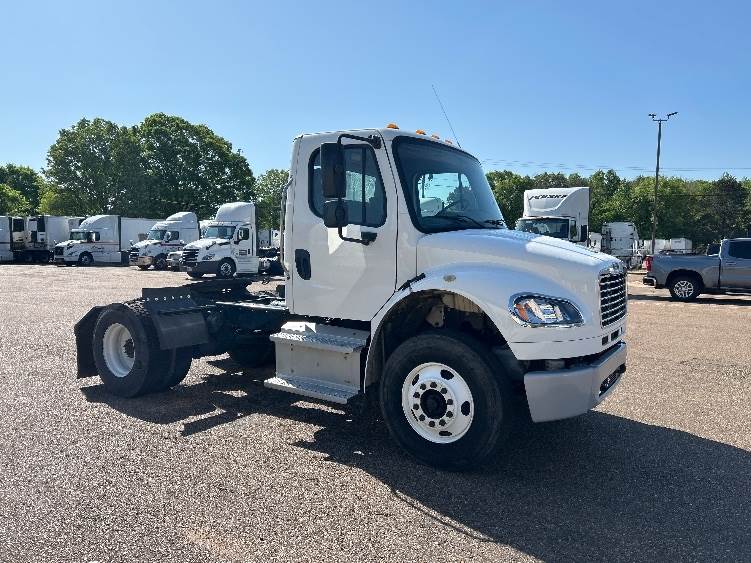 2019 Freightliner M2 Single Axle Day Cab Truck - Cummins 300HP, 6 Speed ...